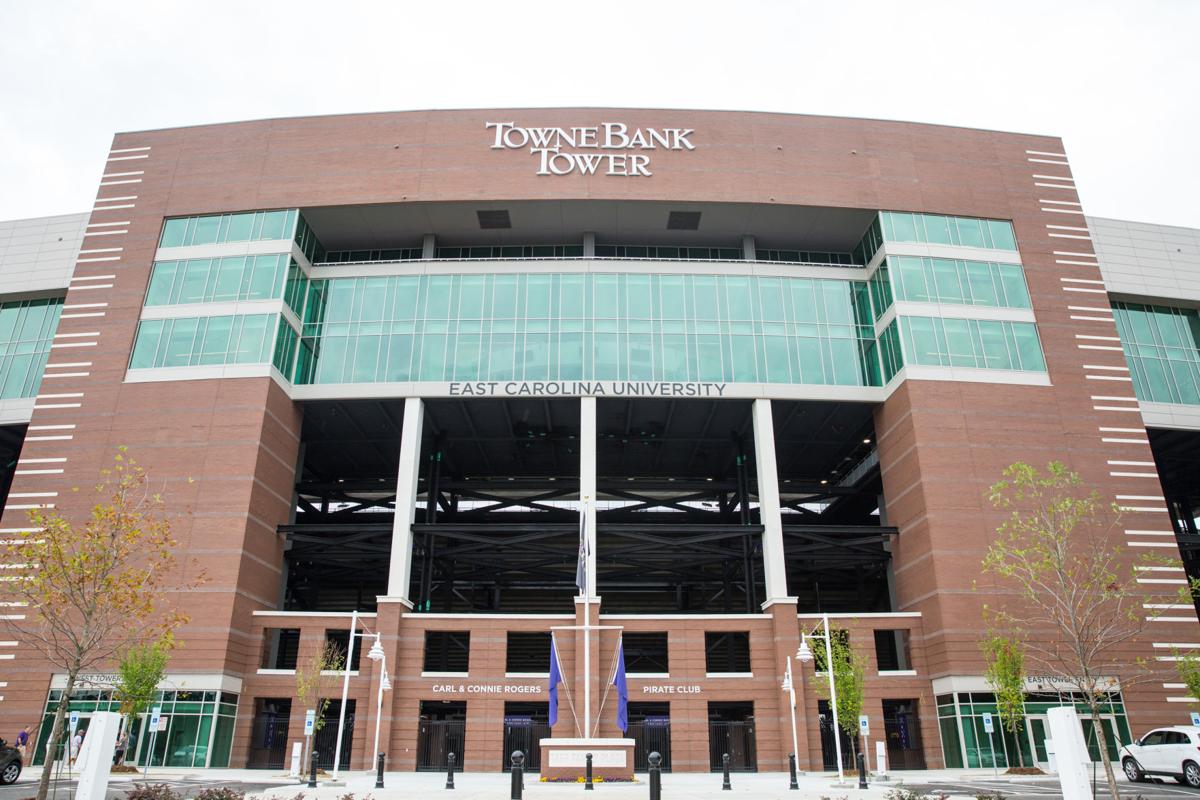 TowneBank Tower gets thumbs up from Pirate fans | Local News ...