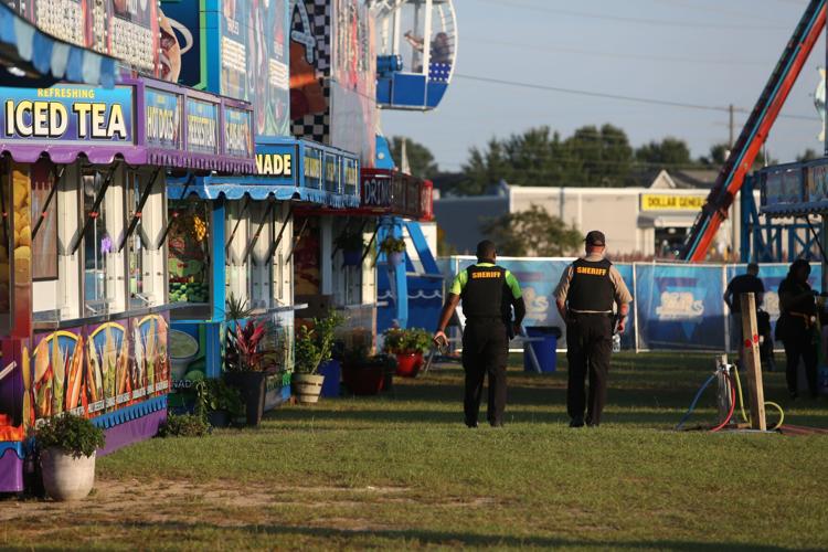 Tradition lures fair fans by the carload: Visitors, guests celebrate ...