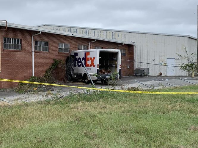 Man who wrecked stolen FedEx truck sentenced on federal charge | Local ...