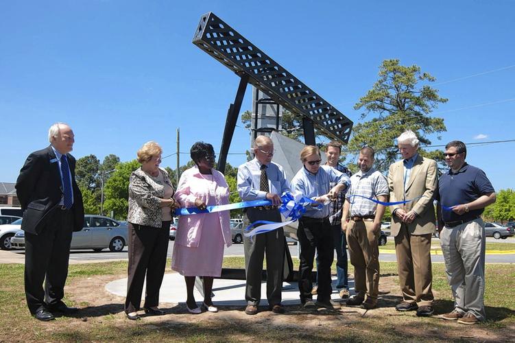 PCC notes: Garris to speak to grads | Local News | reflector.com