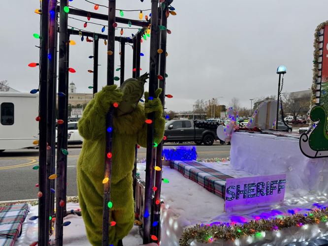 Jaycees Christmas parade adds to Greenville holiday traditions | Local ...
