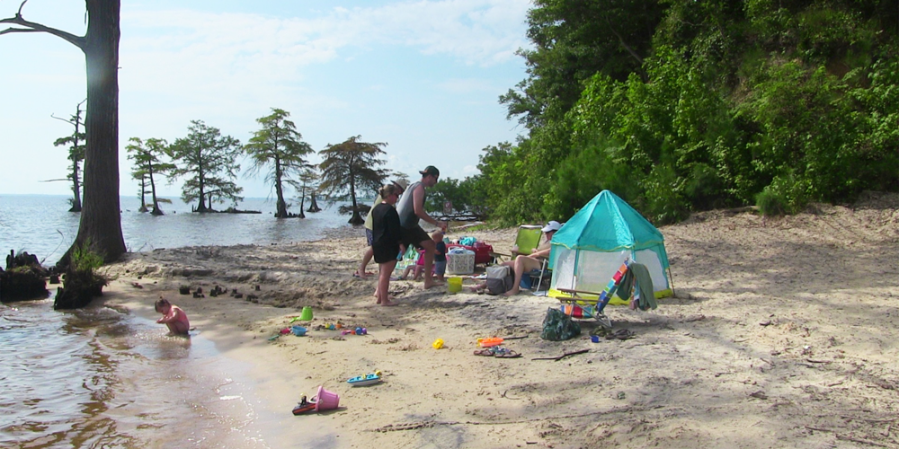 Bertie Beach opens to waves of raves | | reflector.com