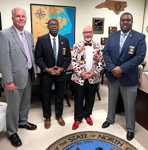 Manning attends Sheriff's Association Legislative Day | | reflector.com