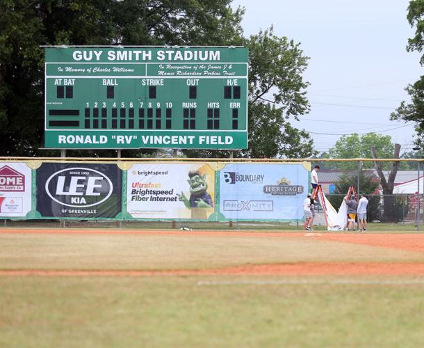 Guy Smith Yard Gnomes | Photo Galleries | reflector.com