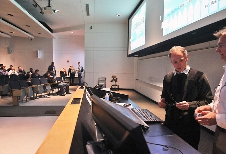 Energy Star chief meets students | Local News | reflector.com