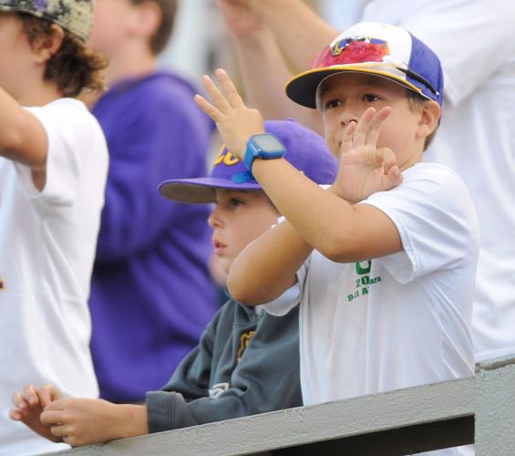ECU vs. Navy | Photo Galleries | reflector.com