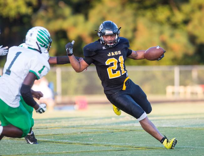 REFLECTOR PHOTOS: Farmville Central vs. North Lenoir Football ...