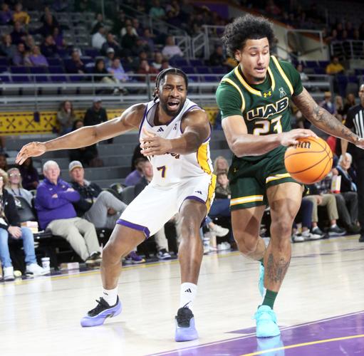 ECU vs. UAB Basketball | Photo Galleries | reflector.com