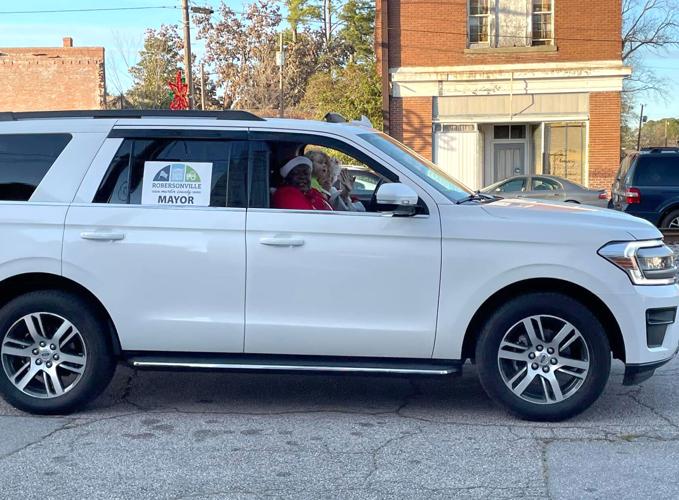 Robersonville Christmas Parade 2023 | Multimedia | reflector.com