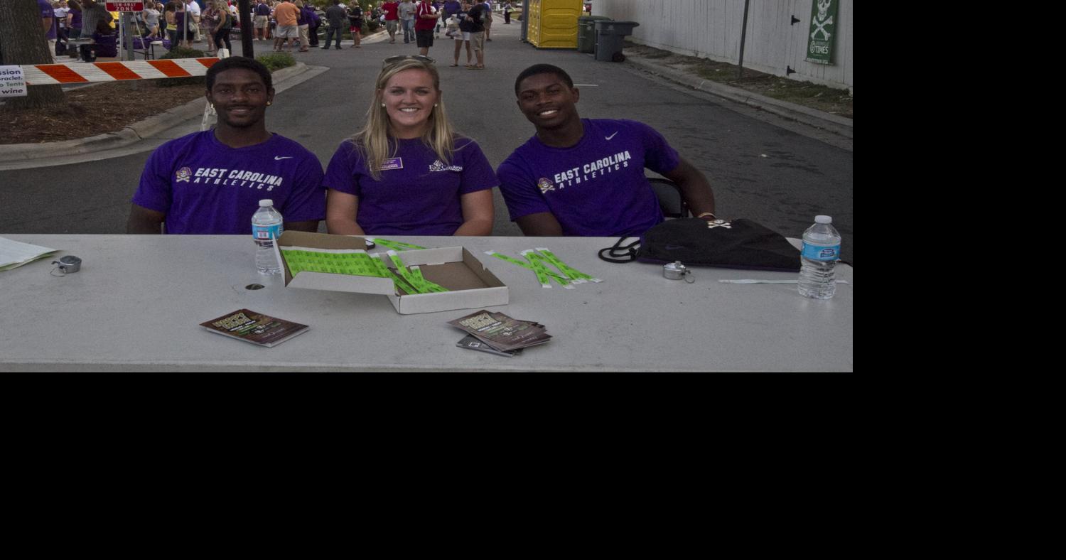 SCENE AROUND Freeboot Friday, Sept. 28 | Photo Galleries | reflector.com