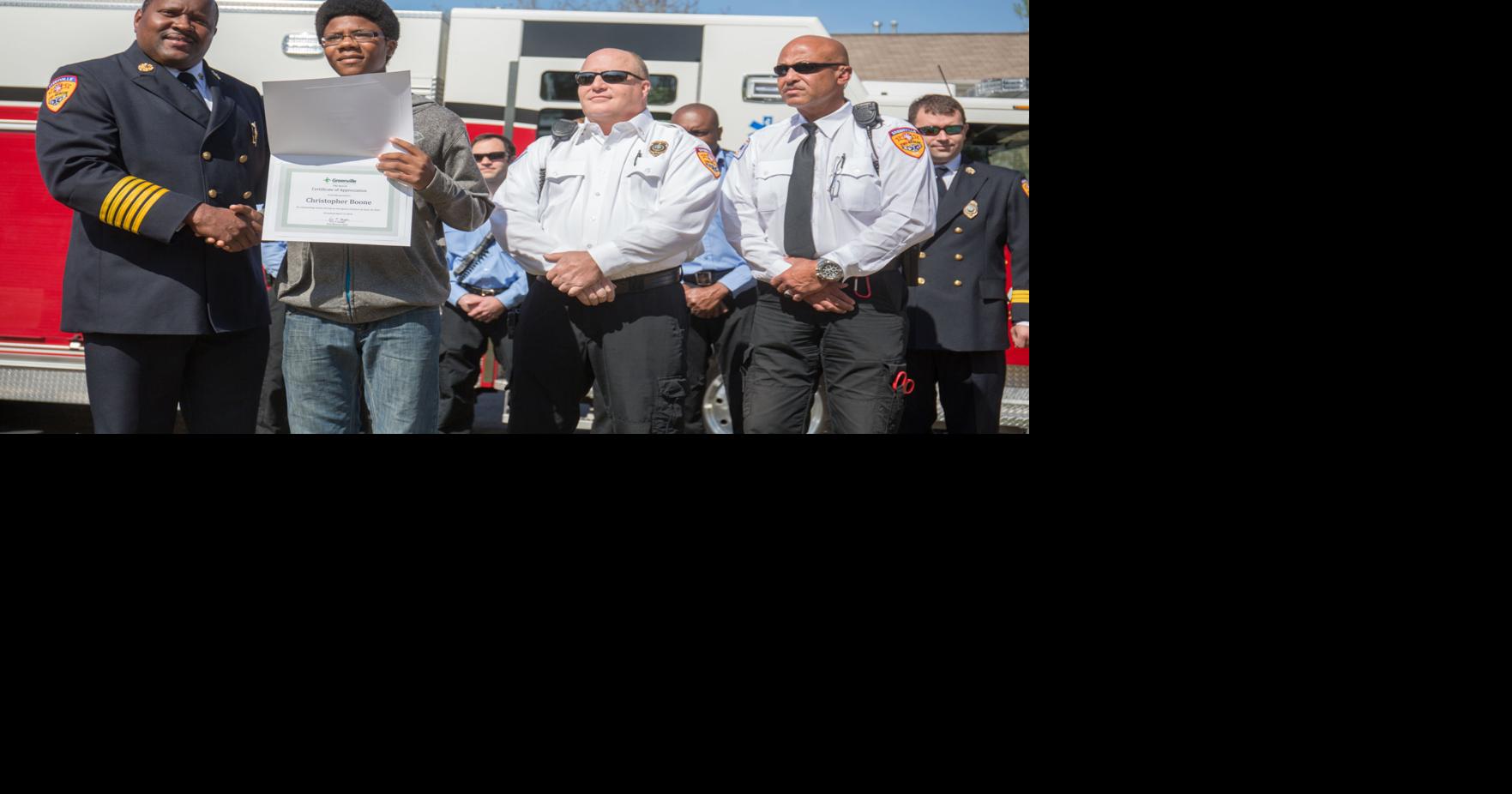 Neighbors helping neighbors: Heroes honored for saving family from fire ...