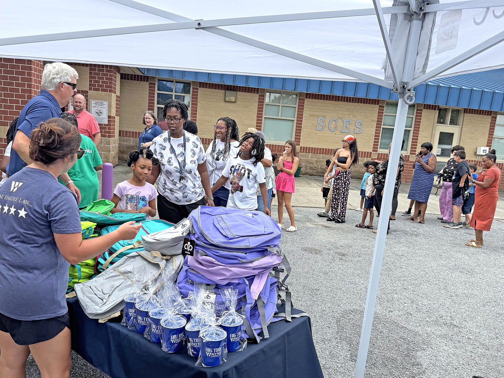 Hardee gives bookbags to Robersonville community children | News ...