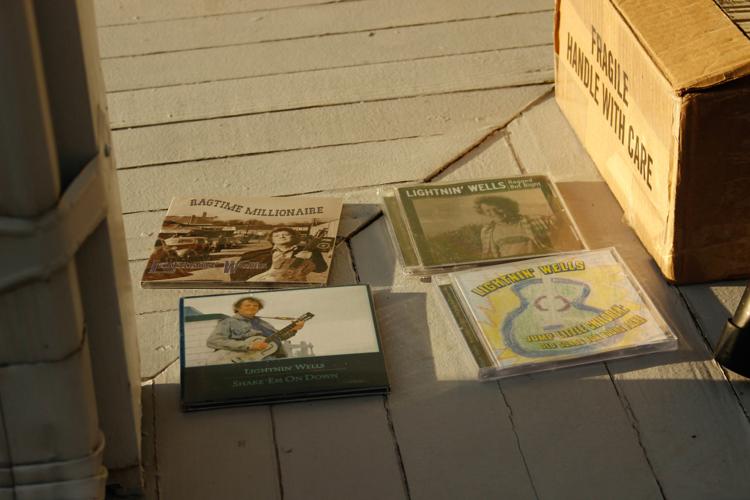 SCENE AROUND Front Porch Concert, April 28 | Photo Galleries ...