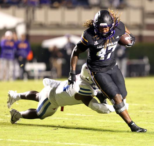 ECU vs. SMU | Photo Galleries | reflector.com