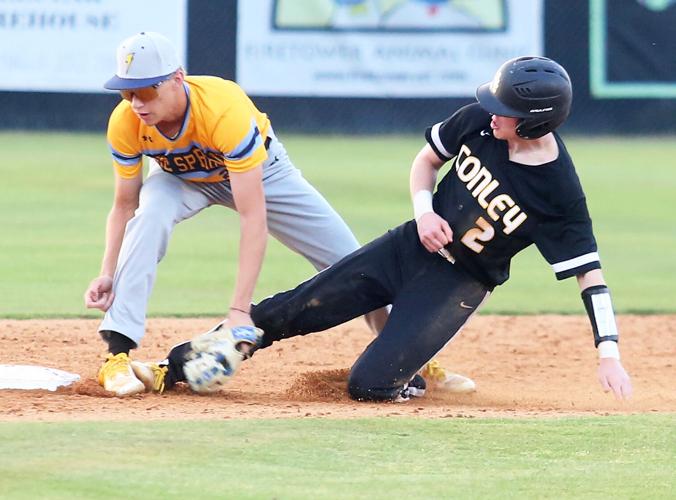 D.H. Conley vs. Willow Spring Baseball | Photo Galleries | reflector.com
