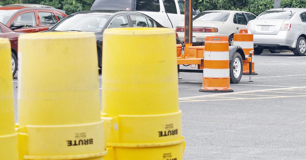 Officials prepare for football traffic | Local News | reflector.com