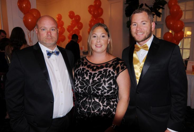 SCENE AROUND: LoveforHG Gala | Multimedia | reflector.com