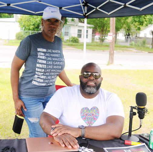 Scene Around the HeART of the City | Photo Galleries | reflector.com