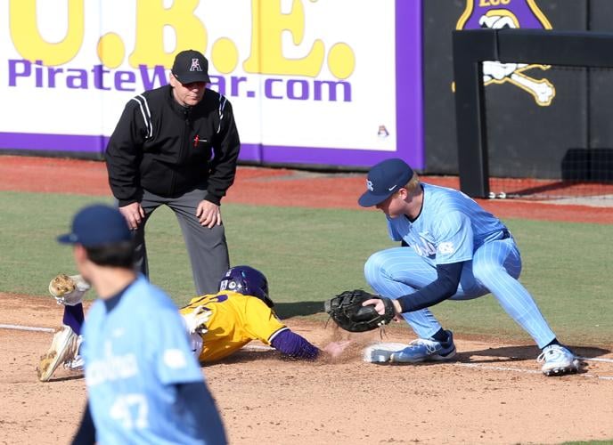 ECU vs. UNC-Ch | Photo Galleries | reflector.com