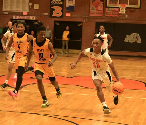 High school boys hoops: Bulldogs take down Tigers 56-52 in regular ...