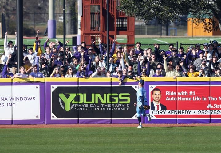ECU vs. UNC-Ch | Photo Galleries | reflector.com