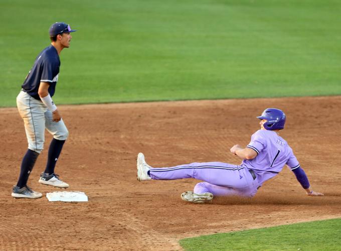 ECU vs. ODU | Photo Galleries | reflector.com