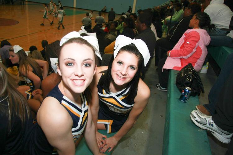 Scene Around the Conley-Rose basketball game, Dec. 10 | Photo Galleries ...