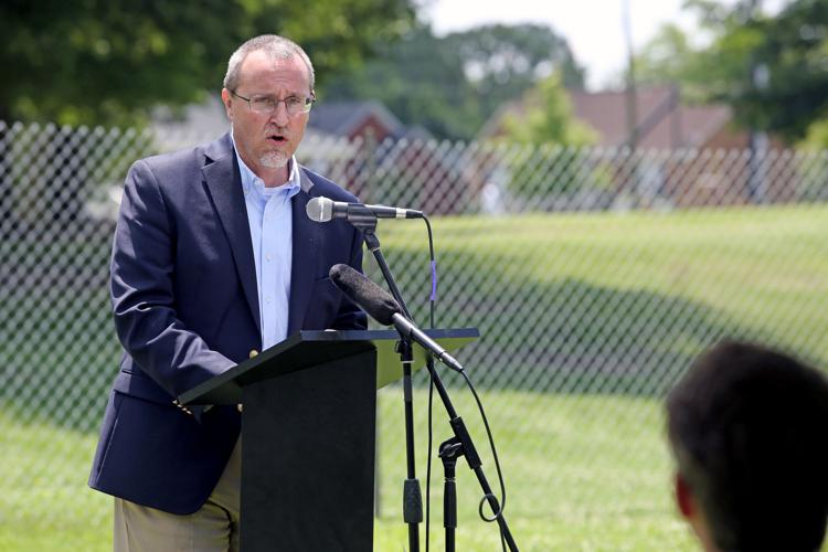 Speakers remember past while celebrating future pool at Thomas Foreman ...