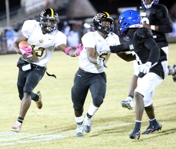 High School Football: Rams hold off Jaguars | High Schools | reflector.com