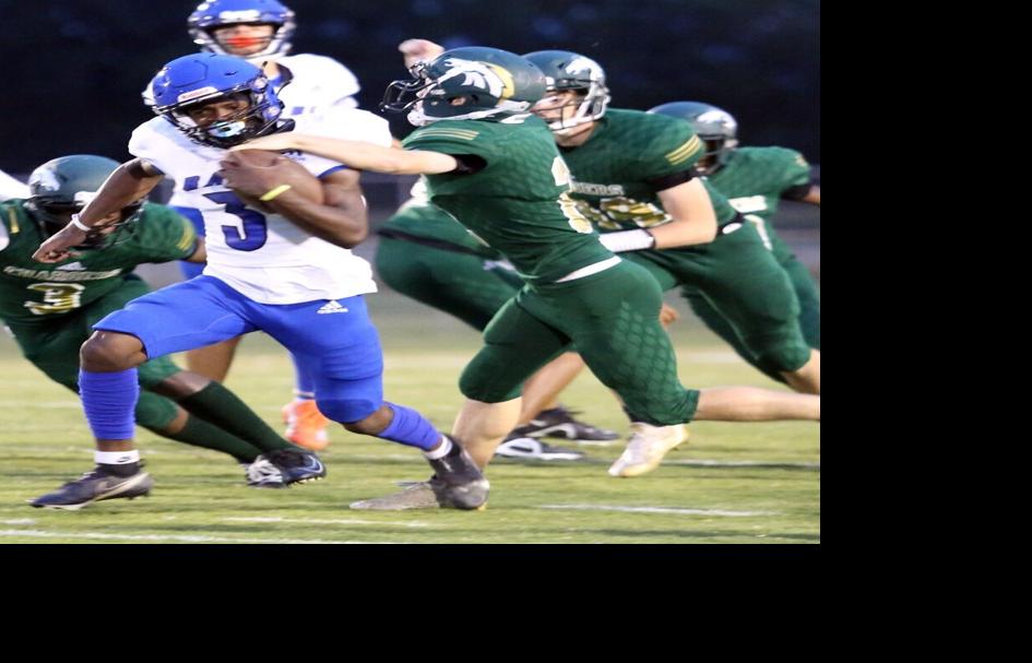 High School Football: Rams roll Chargers, remain undefeated | High ...