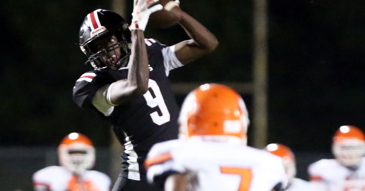 High school football: Falcons field goal seals win over Panthers | High ...