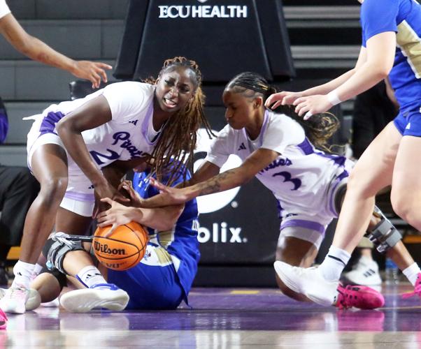 ECU vs. Tulsa Women's Basketball | Photo Galleries | reflector.com