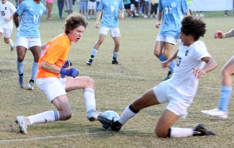 High School Soccer: Davis, Vikings trounce Rampants | High Schools ...