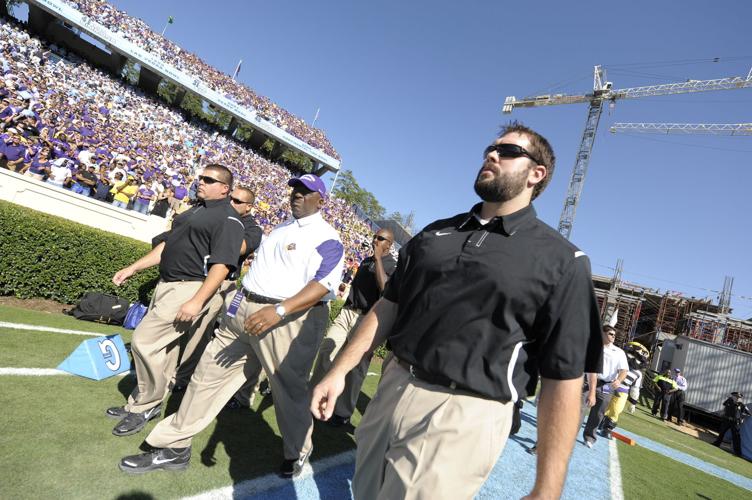 ECU-UNC: Photos from the game in Chapel Hill | | reflector.com