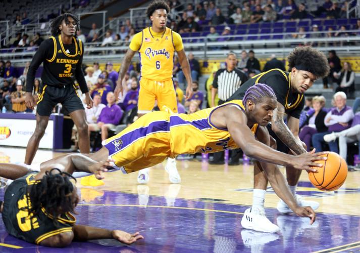 ECU men's basketball: Pirates go 2-1 at home tournament following ...