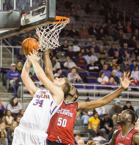 Pirates fly past FAU | College | reflector.com