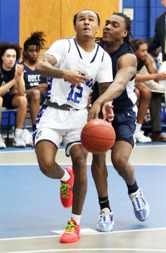 PCC basketball: Bulldogs honor former champs, get much-needed win ...