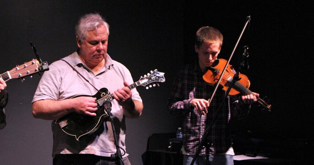 Frankie and Justin Harrison share musical bond | Features | reflector.com