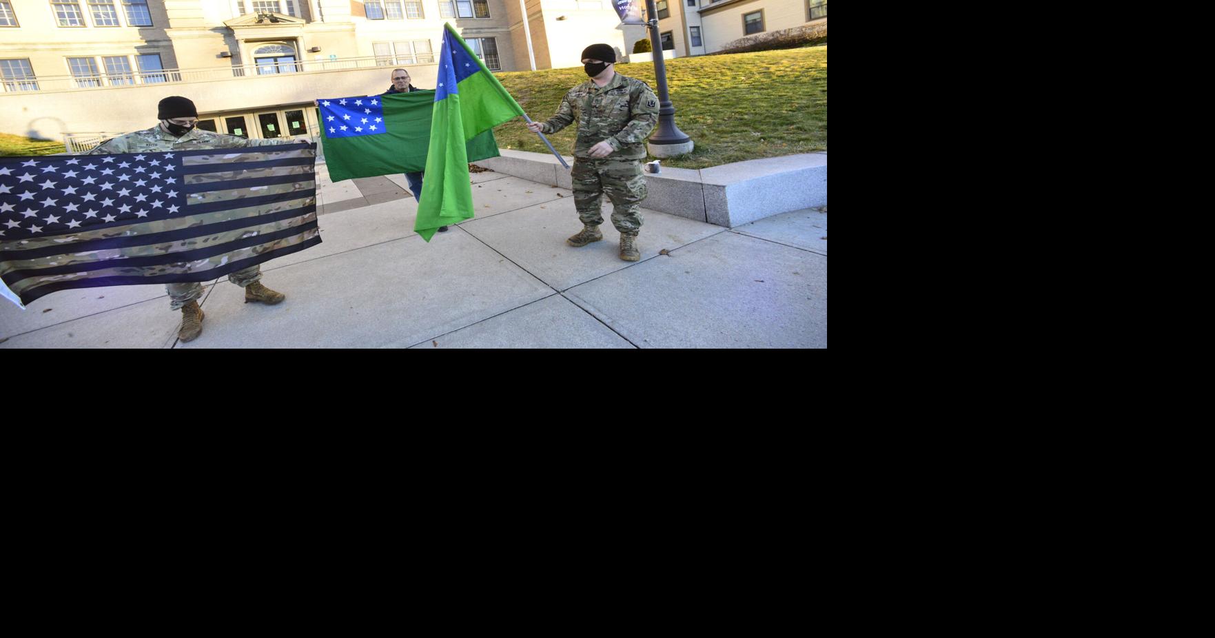 PHOTOS: A gift to the National Guard | Local News | reformer.com