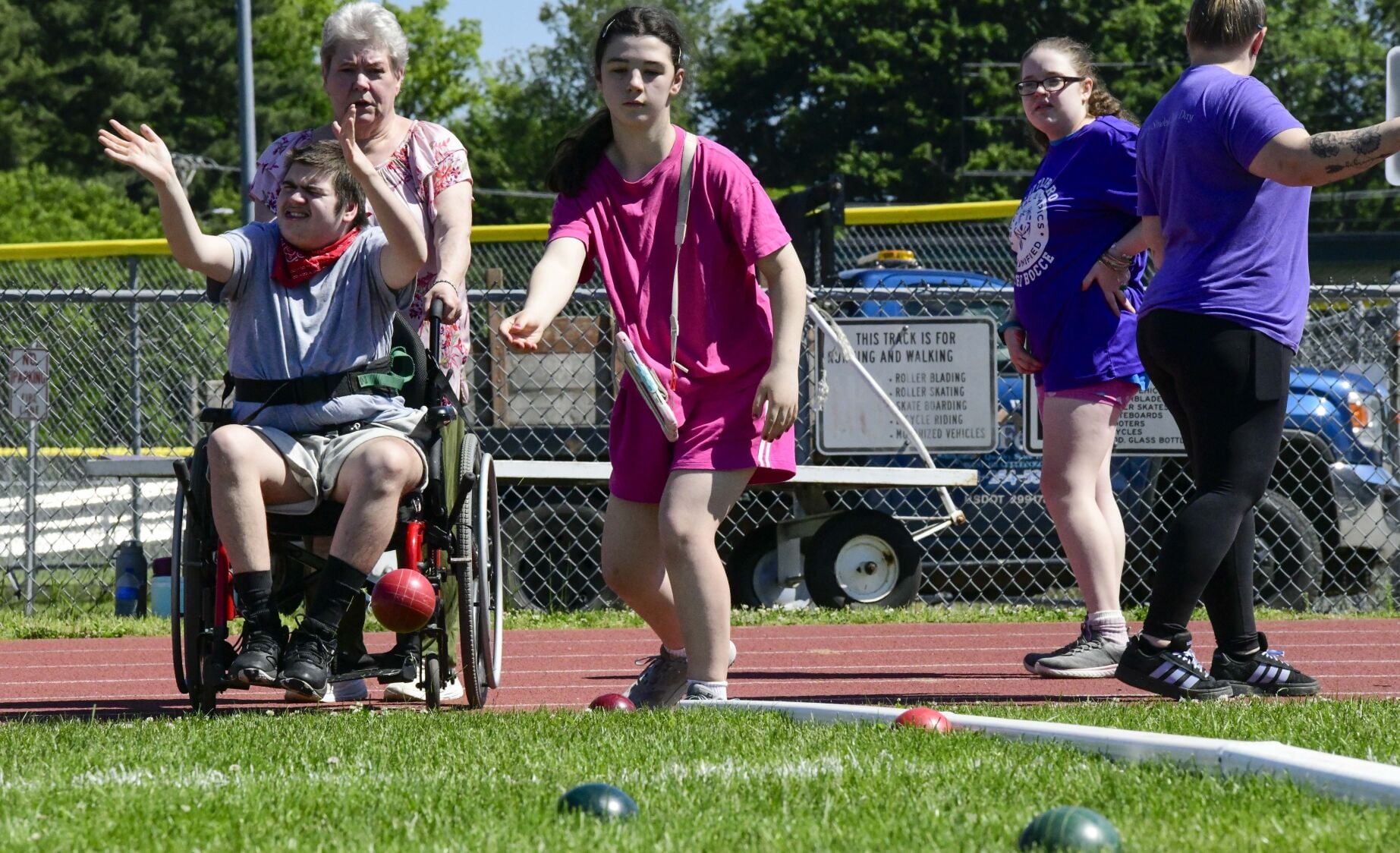 Having a ball: Students gather for Unified bocce tournament | Sports ...