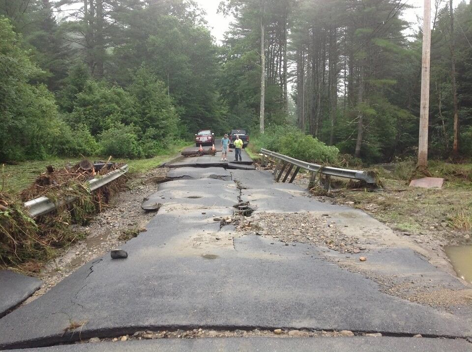 Beaver dam collapses, washes out Brookline road | Local News | reformer.com