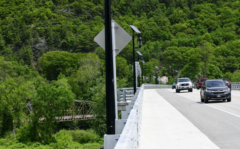 Closed river bridges force bikers and pedestrians onto new John Stark ...