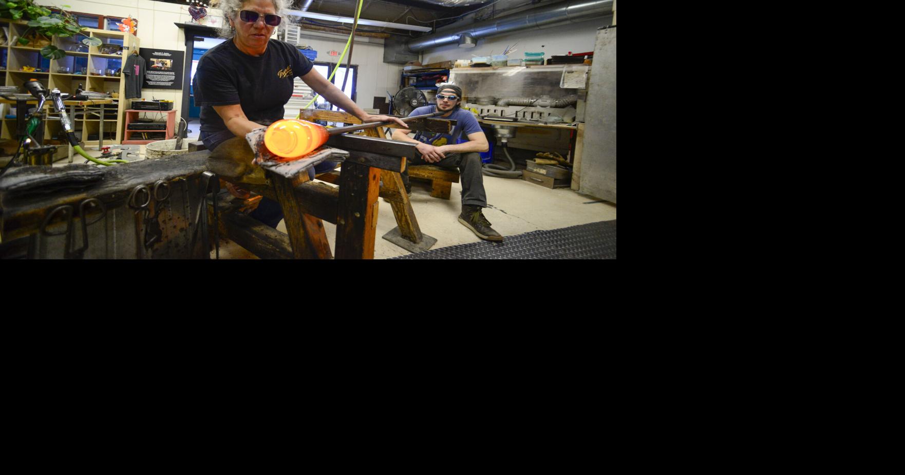 Glass creatures transform the imagination | Entertainment | reformer.com