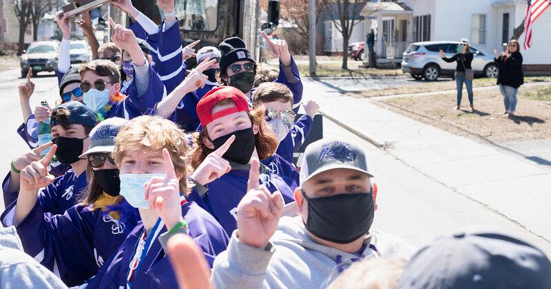 Season of social distancing ended with embraces | Sports | reformer.com