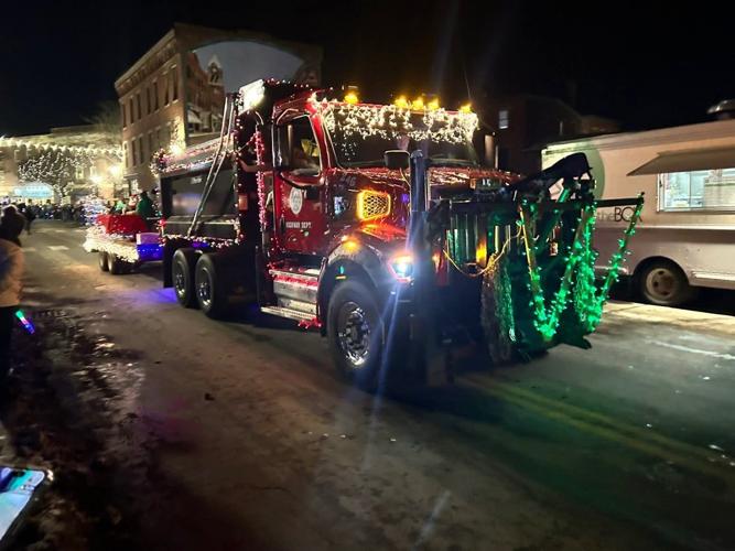 Parade lights up the night in downtown Bellows Falls | Local News ...