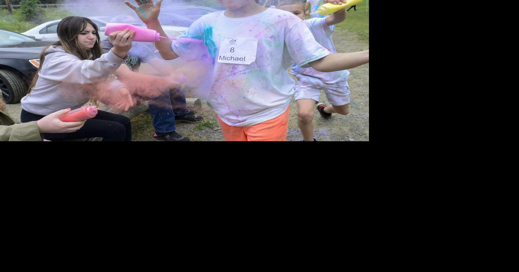 Making a mess: Community House's Color Run is about 'health and fun ...