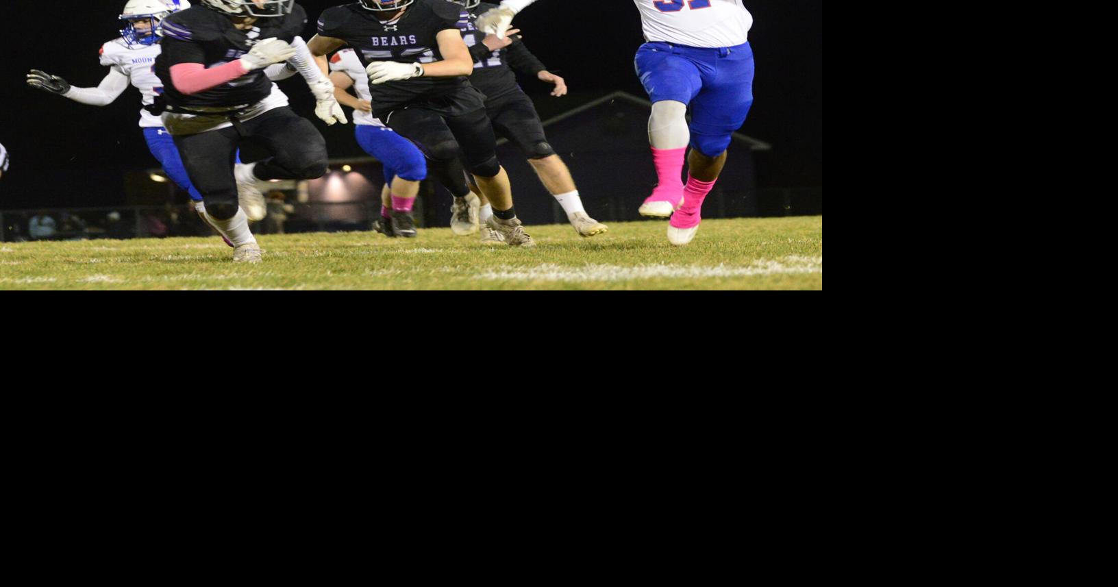 Brattleboro falls to Mount Anthony in battle for the Elwell Trophy ...