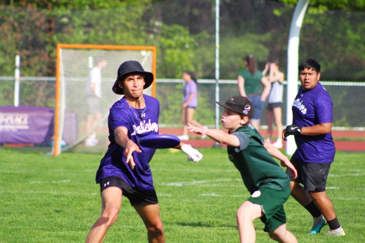 Leland & Gray edges Brattleboro in close contest | Sports | reformer.com