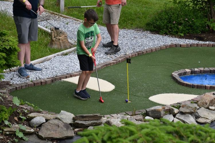 After 'major facelift,' Bromley opens mini-golf | Outdoors | reformer.com