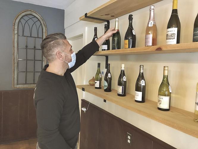 Deerfield Bar and Bottle opens thanks to pandemic | Local News ...